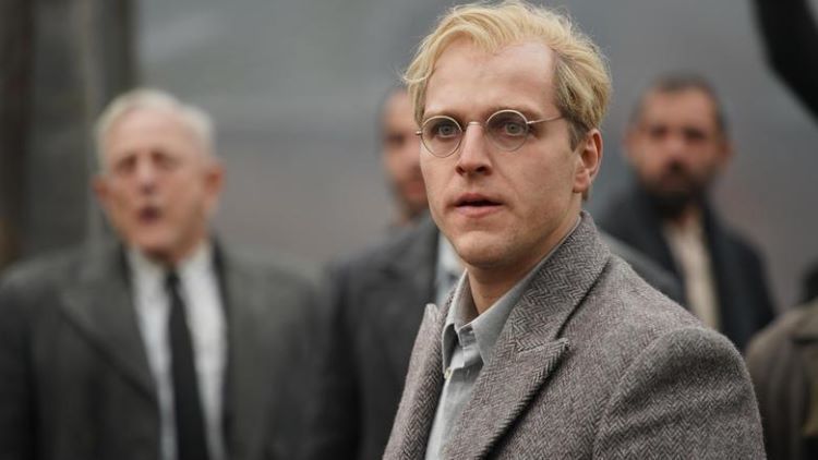 "Bonhoeffer": Interview mit Jonas Dassler | Moviebreak.de